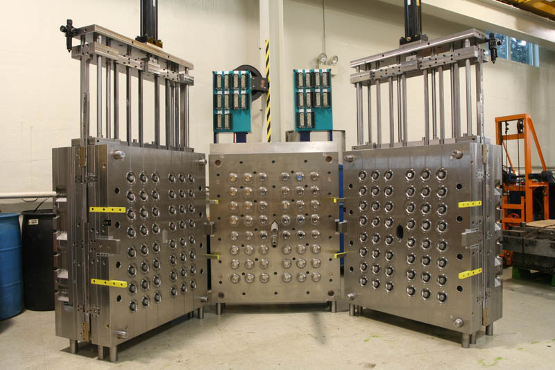 Craftsman Tool & Mold | Custom Mold Bases | Stack-Type Mold Bases