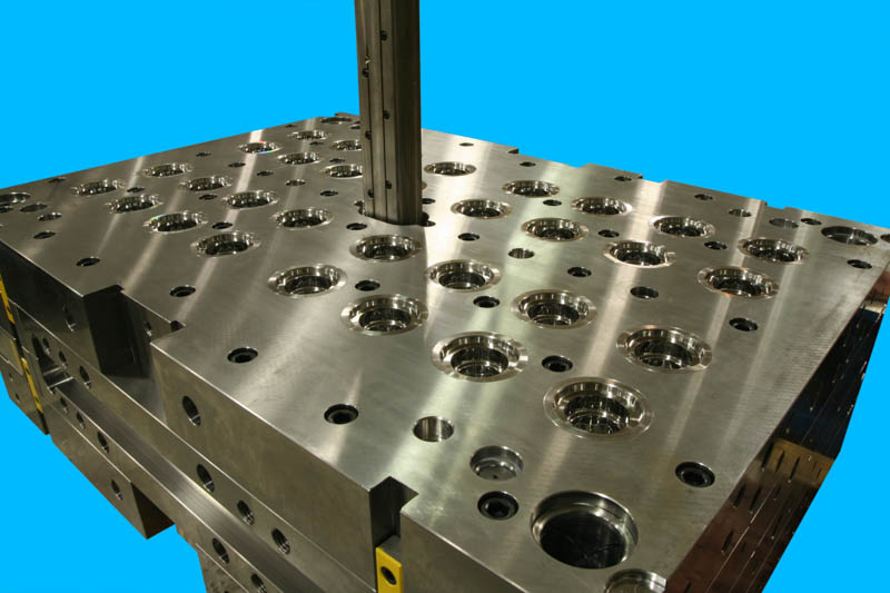 Craftsman Tool & Mold | Custom Mold Bases | Unscrewing Mold Bases