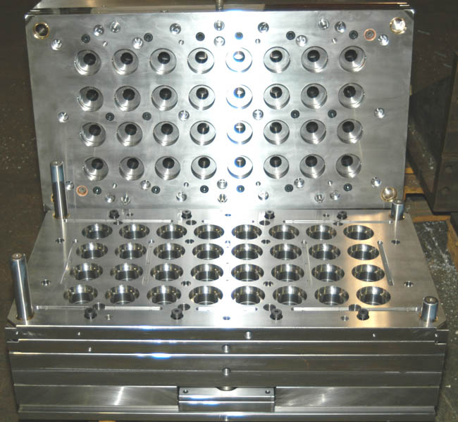 Craftsman Tool & Mold | Custom Mold Bases | Unscrewing Mold Bases